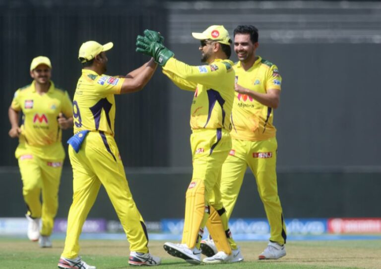 IPL 2021: Watch - CSK Strike Early As Ambati Rayudu Runs Shubman Gill Out With A Direct Hit