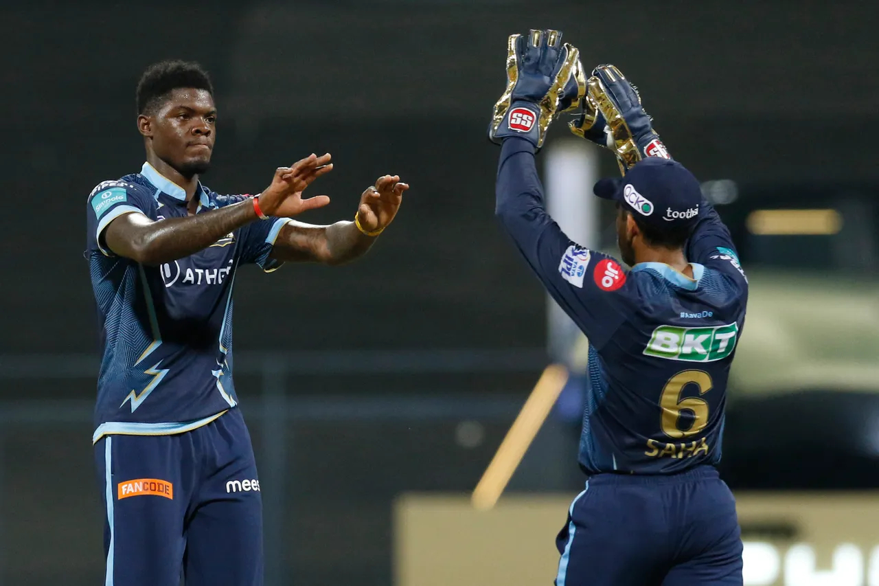 GT vs SRH: Watch - Alzarri Joseph’s Direct Hit Ends Washington Sundar’s ...