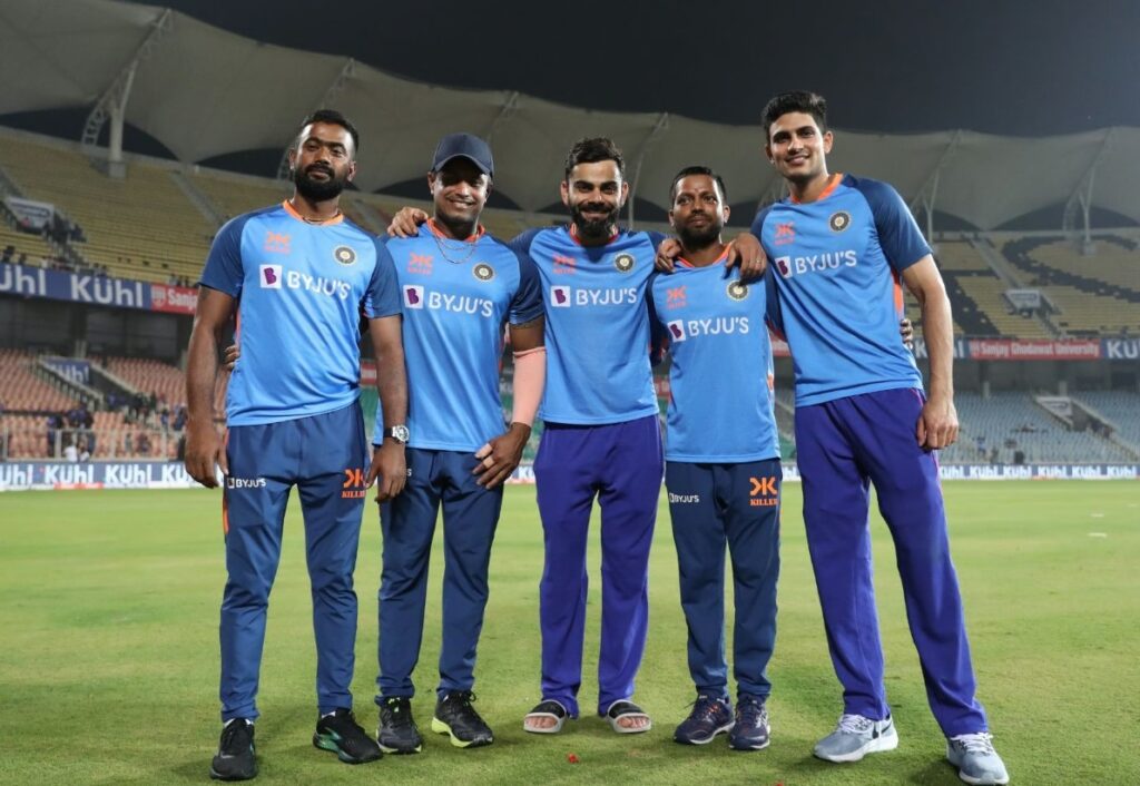 IND vs NZ: Watch: Shubman Gill, Virat Kohli Thanks Team India Support ...