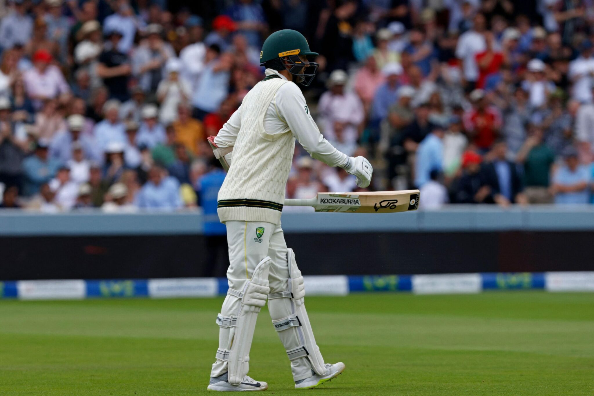 Nathan Lyon Recalls 'Dead Friend' To Smash Kevin Pietersen In The Face ...