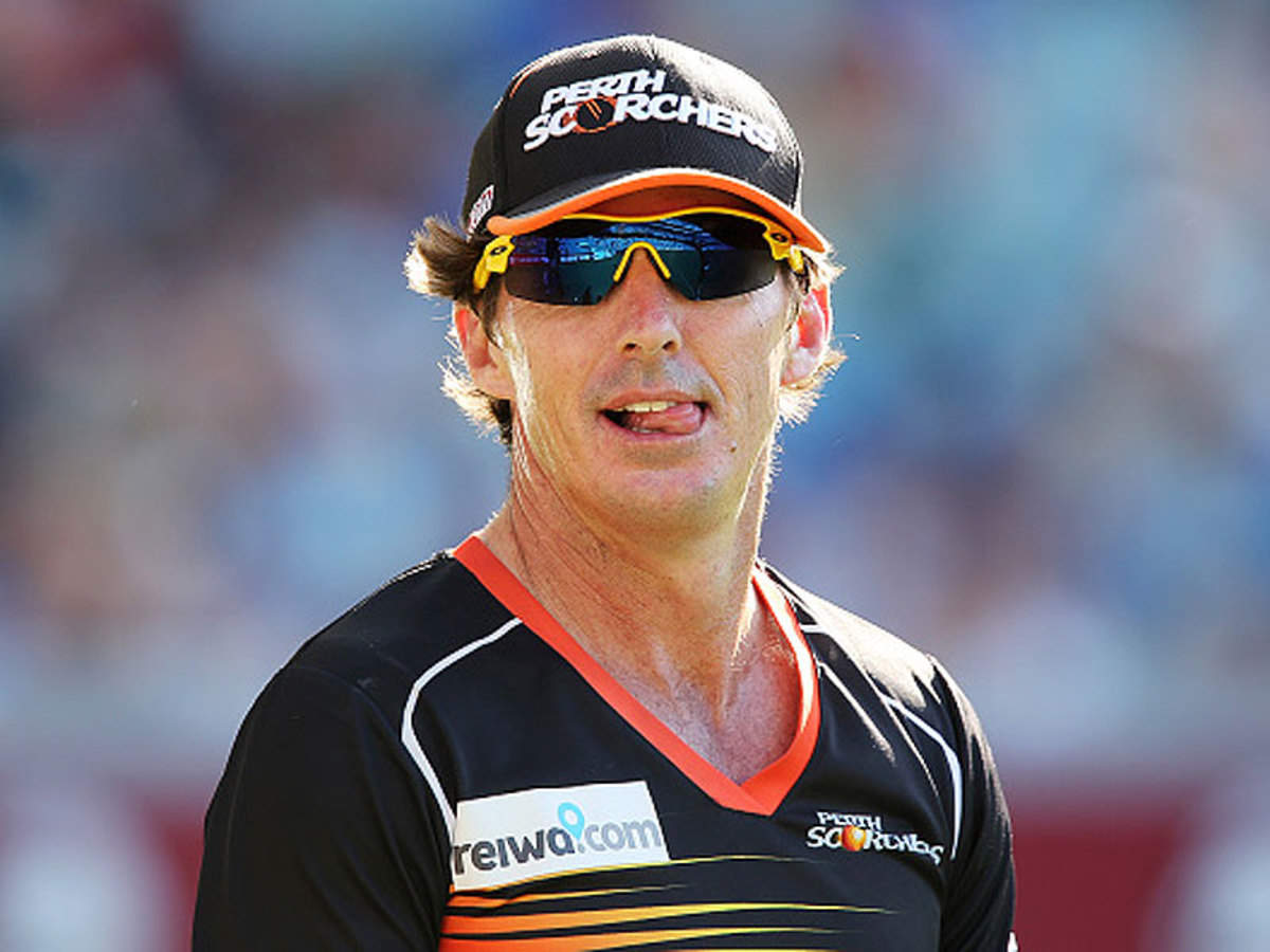 IND vs NZ: Brad Hogg Opens Up On Umpire Richard Kettleborough’s ...