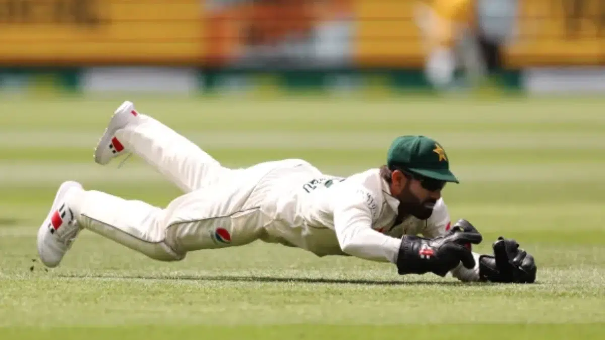 AUS vs PAK: Watch- Mohammad Rizwan Takes A "Rip Snorter" To Dismiss Alex Carey At MCG